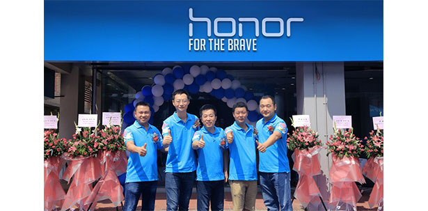 Honor Launches Three New Showrooms | Myanmar Insider